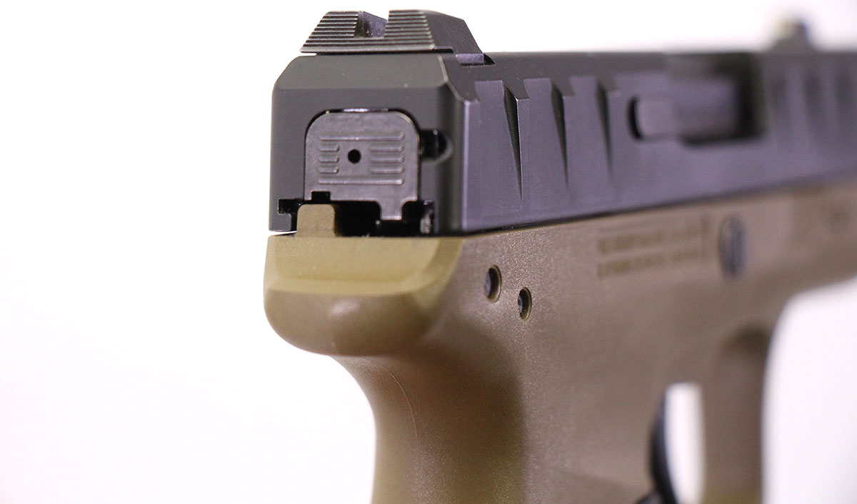 Beretta APX Carry 9mm Pistol - Used in Good Condition with Box