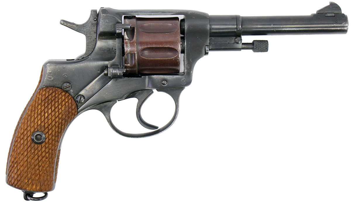 Tula 1895 Nagant 7.62x38mmR Revolver - Collectible with Holster 1932