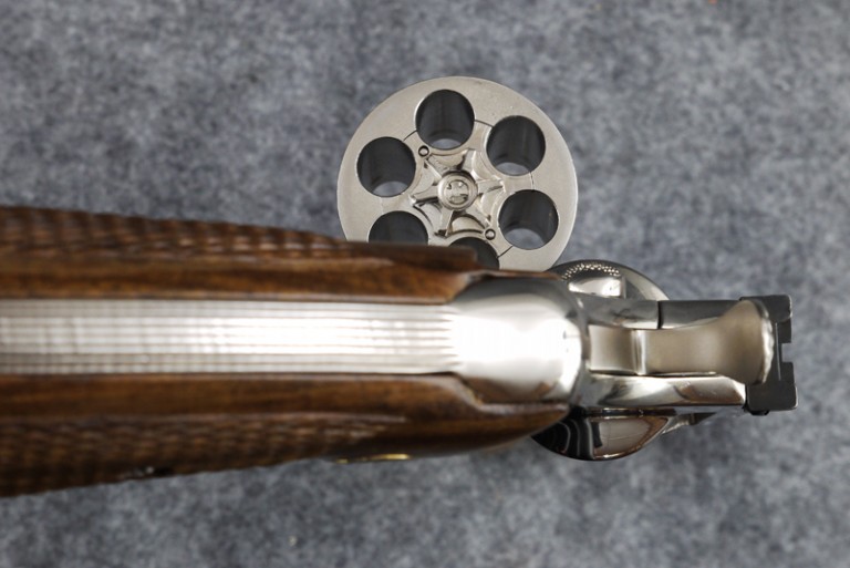 Hyatt Guns - America's Largest Gun Shop